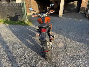 KTM Duke 690 2018 in Saldus, with an engine capacity of 0.69 L and mileage of 0 thousand km for 2500 €, photo 6 on AUTOMOTO.COM.LV