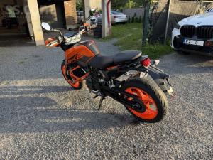 KTM Duke 690 2018 in Saldus, with an engine capacity of 0.69 L and mileage of 0 thousand km for 2500 €, photo 7 on AUTOMOTO.COM.LV