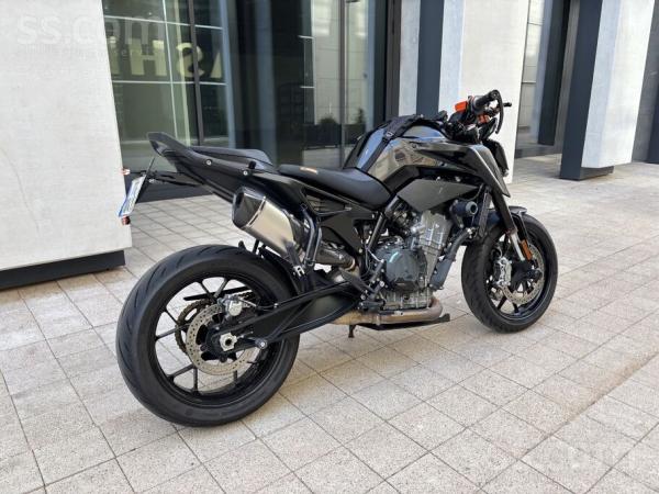 KTM Duke 790 2019 in Riga, with an engine capacity of 0.79 L and mileage of 0 thousand km for 5800 €, photo 2 on AUTOMOTO.COM.LV