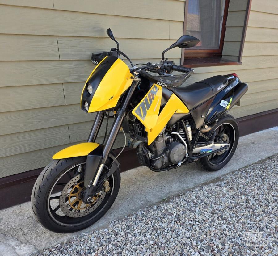Melns KTM Duke 2004 Pasvalys, ar dzinēja tilpumu 0.64 L un nobraukumu 30 tūkst. km par 1299 €, foto 1 vietnē AUTOMOTO.COM.LV