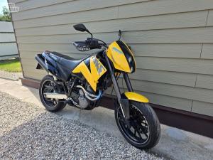 Melns KTM Duke 2004 Pasvalys, ar dzinēja tilpumu 0.64 L un nobraukumu 30 tūkst. km par 1299 €, foto 13 vietnē AUTOMOTO.COM.LV