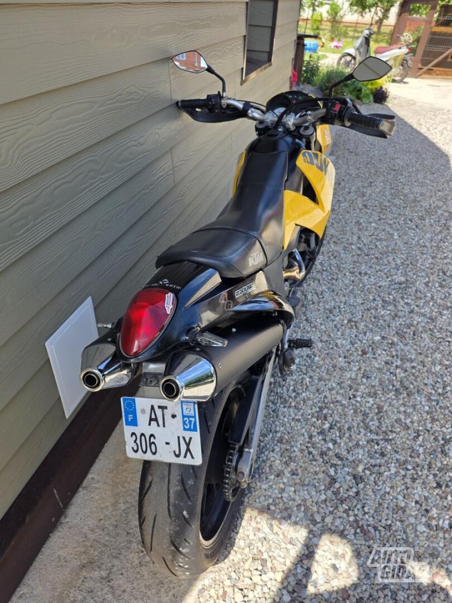 Melns KTM Duke 2004 Pasvalys, ar dzinēja tilpumu 0.64 L un nobraukumu 30 tūkst. km par 1299 €, foto 15 vietnē AUTOMOTO.COM.LV