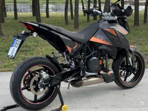 Melns KTM Duke 2010 Kauņa, ar dzinēja tilpumu 0.65 L un nobraukumu 6 tūkst. km par 6500 €, foto 5 vietnē AUTOMOTO.COM.LV