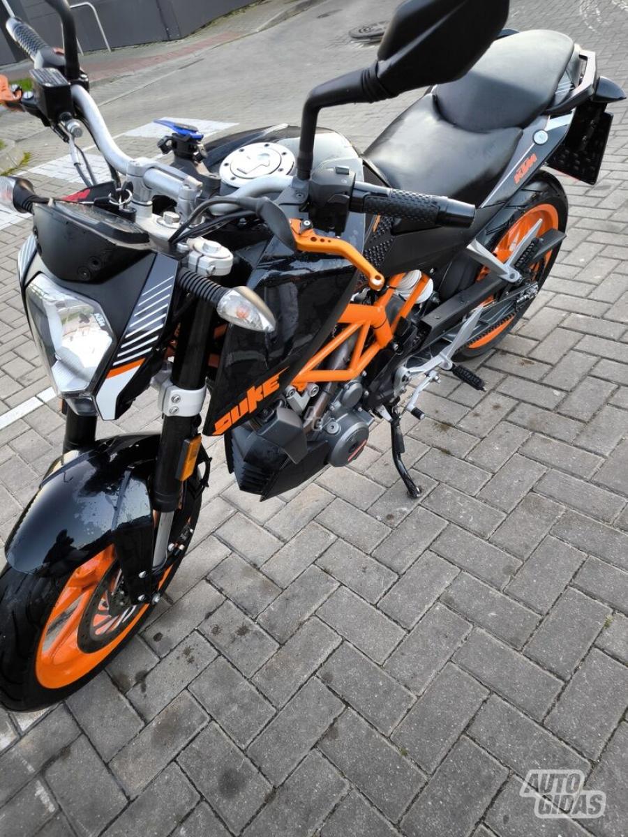 Black KTM Duke 2012 in Vilnius, with an engine capacity of 0.13 L and mileage of 0 thousand km for 3150 €, photo 4 on AUTOMOTO.COM.LV