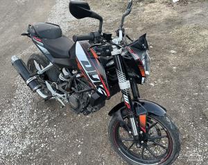 Melns KTM Duke 2012 Telšiai, ar dzinēja tilpumu 0.20 L un nobraukumu 13 tūkst. km par 1000 €, foto 4 vietnē AUTOMOTO.COM.LV