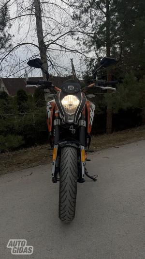 Melns KTM Duke 2013 Kelmė, ar dzinēja tilpumu 0.13 L un nobraukumu 44 tūkst. km par 1700 €, foto 3 vietnē AUTOMOTO.COM.LV