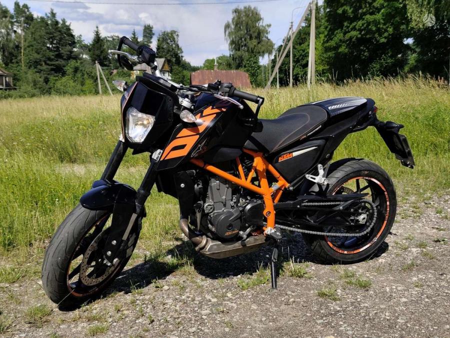 Melns KTM Duke 2013 Viļņa, ar dzinēja tilpumu 0.69 L un nobraukumu 20 tūkst. km par 3400 €, foto 3 vietnē AUTOMOTO.COM.LV