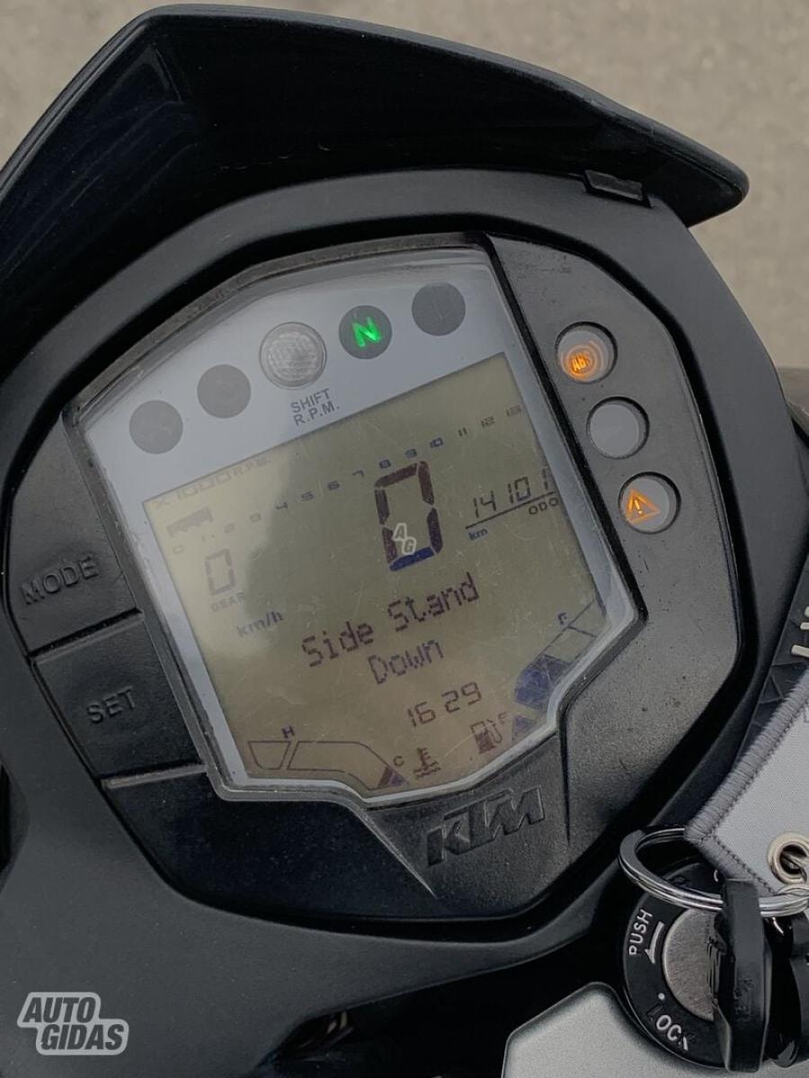 Melns KTM Duke 2015 Šauļi, ar dzinēja tilpumu 0.13 L un nobraukumu 14 tūkst. km par 2050 €, foto 8 vietnē AUTOMOTO.COM.LV