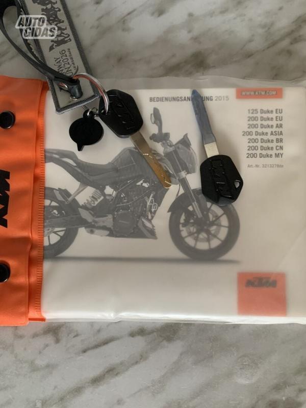 Melns KTM Duke 2015 Šauļi, ar dzinēja tilpumu 0.13 L un nobraukumu 14 tūkst. km par 2050 €, foto 8 vietnē AUTOMOTO.COM.LV