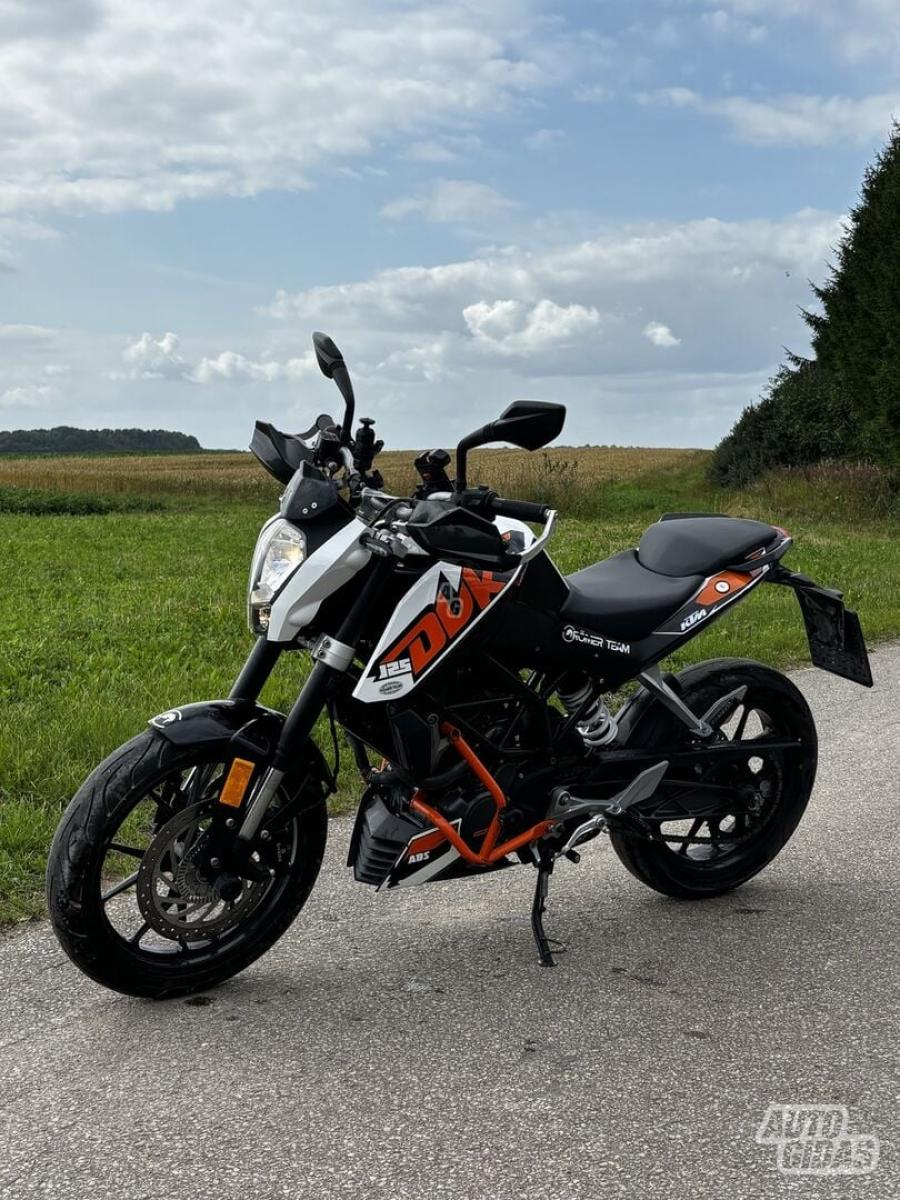 Melns KTM Duke 2015 Radviliškis, ar dzinēja tilpumu 0.13 L un nobraukumu 0 tūkst. km par 2200 €, foto 1 vietnē AUTOMOTO.COM.LV