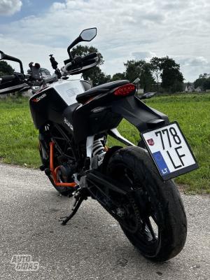 Melns KTM Duke 2015 Radviliškis, ar dzinēja tilpumu 0.13 L un nobraukumu 0 tūkst. km par 2200 €, foto 4 vietnē AUTOMOTO.COM.LV