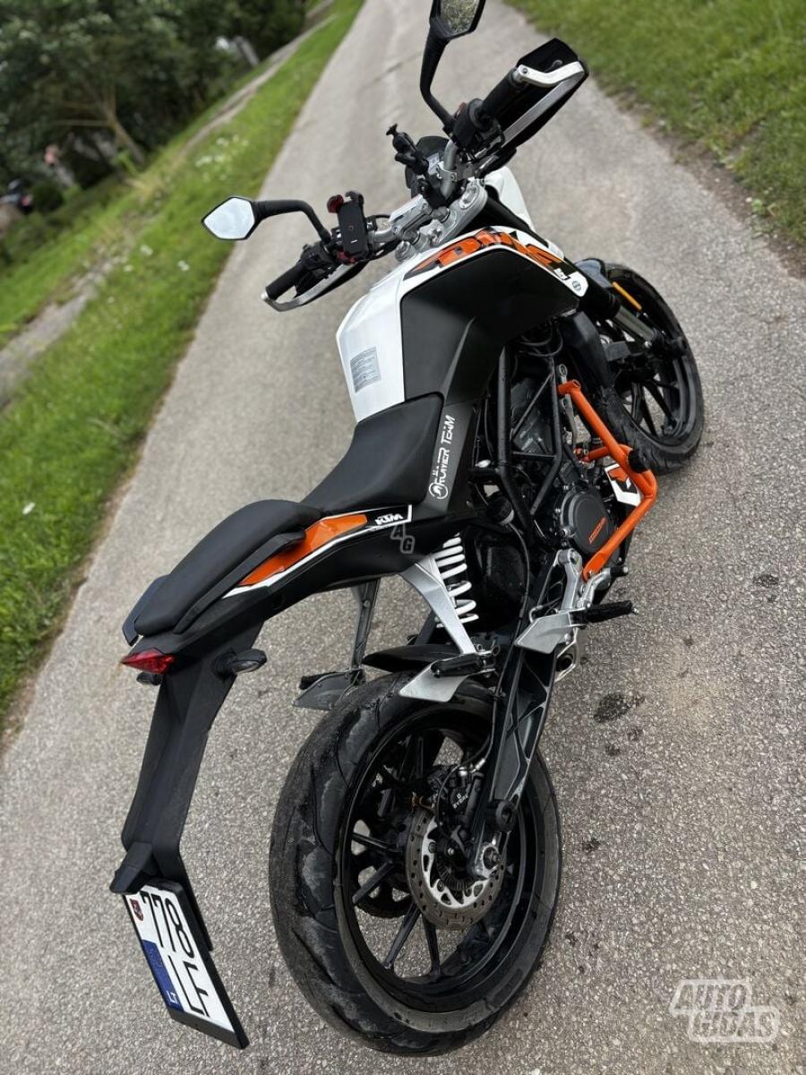 Melns KTM Duke 2015 Radviliškis, ar dzinēja tilpumu 0.13 L un nobraukumu 0 tūkst. km par 2200 €, foto 8 vietnē AUTOMOTO.COM.LV
