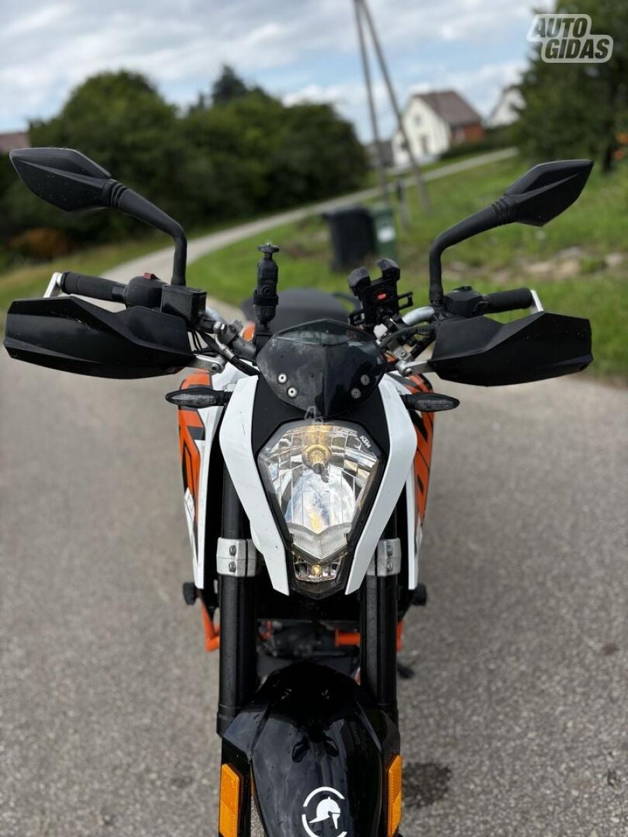 Melns KTM Duke 2015 Radviliškis, ar dzinēja tilpumu 0.13 L un nobraukumu 0 tūkst. km par 2200 €, foto 11 vietnē AUTOMOTO.COM.LV