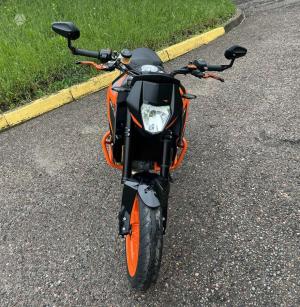 Melns KTM Duke 2018 Viļņa, ar dzinēja tilpumu 0.69 L un nobraukumu 8 tūkst. km par 4500 €, foto 7 vietnē AUTOMOTO.COM.LV