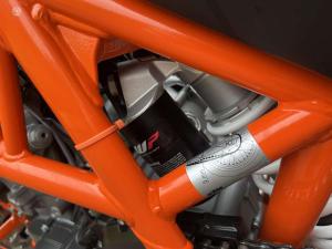 Melns KTM Duke 2018 Viļņa, ar dzinēja tilpumu 0.69 L un nobraukumu 8 tūkst. km par 4500 €, foto 19 vietnē AUTOMOTO.COM.LV