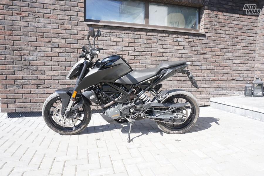 Melns KTM Duke 2019 Viļņa, ar dzinēja tilpumu 0.13 L un nobraukumu 20 tūkst. km par 2799 €, foto 5 vietnē AUTOMOTO.COM.LV