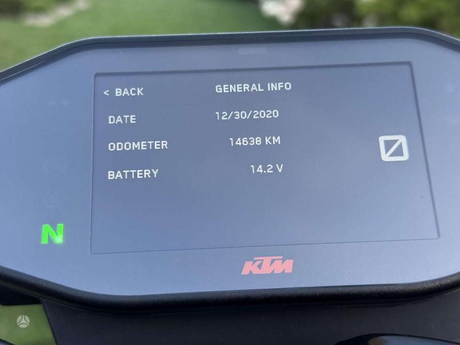 Melns KTM Duke 2020 Marijampole, ar dzinēja tilpumu 0.80 L un nobraukumu 14 tūkst. km par 5200 €, foto 13 vietnē AUTOMOTO.COM.LV