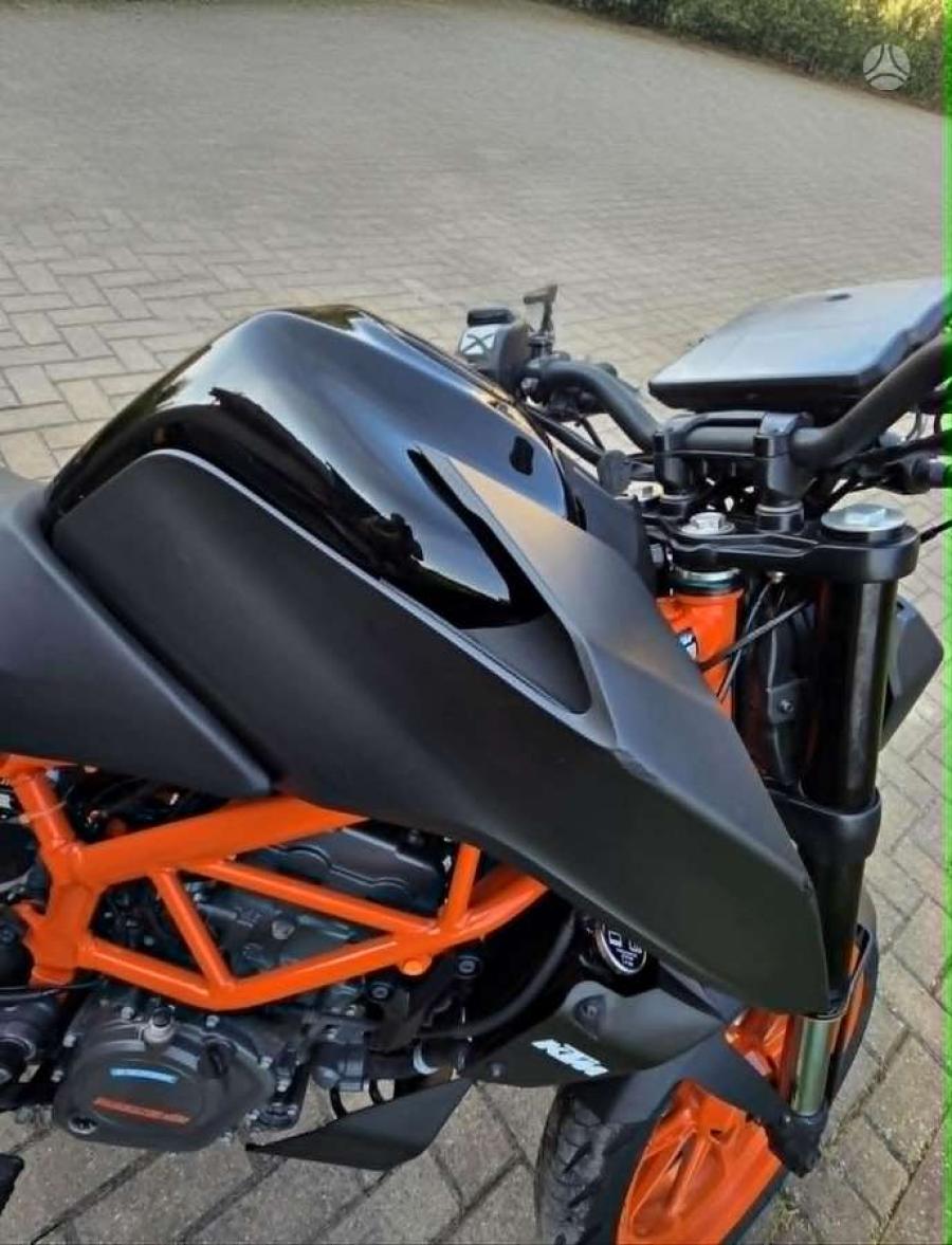 Melns KTM Duke 2022 Viļņa, ar dzinēja tilpumu 0.13 L un nobraukumu 16 tūkst. km par 2650 €, foto 12 vietnē AUTOMOTO.COM.LV