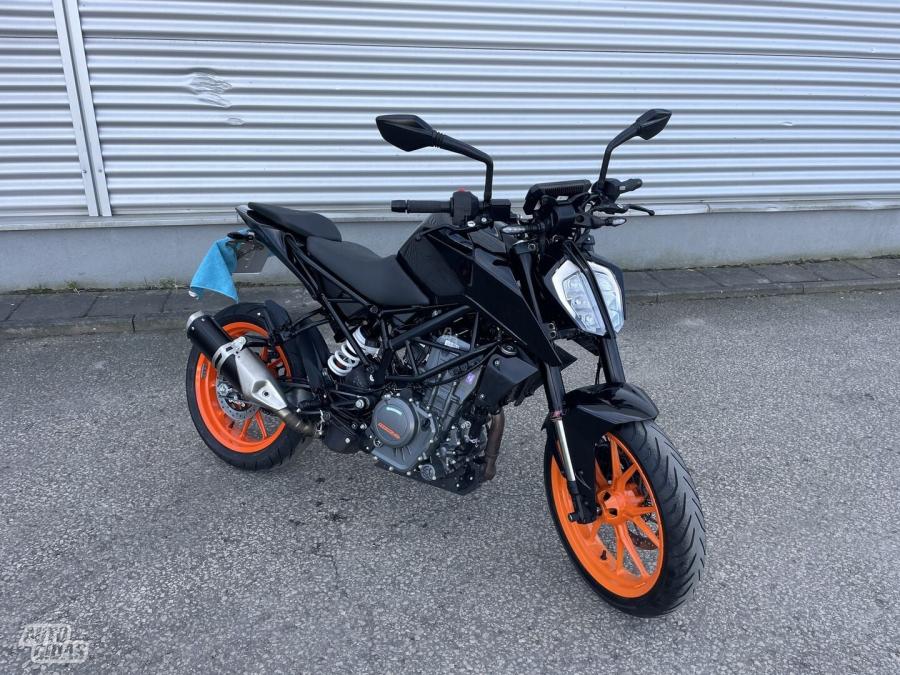 Melns KTM Duke 2025 Viļņa, ar dzinēja tilpumu 0.13 L un nobraukumu 632 tūkst. km par 5290 €, foto 1 vietnē AUTOMOTO.COM.LV