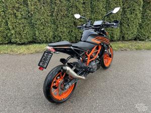 Grey KTM Duke 2021 in Prienai, with an engine capacity of 0.13 L and mileage of 10 thousand km for 2850 €, photo 5 on AUTOMOTO.COM.LV