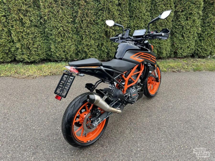 Grey KTM Duke 2021 in Prienai, with an engine capacity of 0.13 L and mileage of 10 thousand km for 2850 €, photo 5 on AUTOMOTO.COM.LV