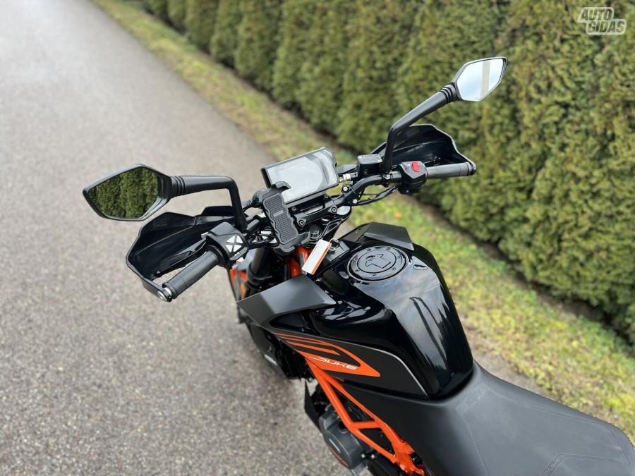Grey KTM Duke 2021 in Prienai, with an engine capacity of 0.13 L and mileage of 10 thousand km for 2850 €, photo 22 on AUTOMOTO.COM.LV