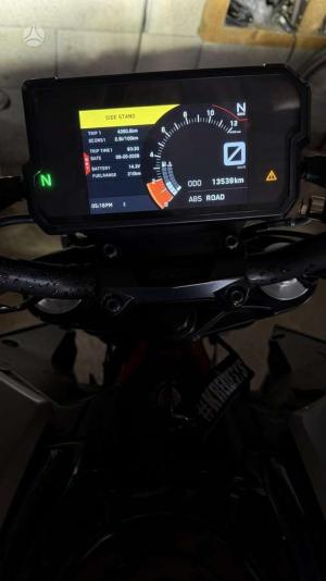 Pelēks KTM Duke 2021 Alīta, ar dzinēja tilpumu 0.13 L un nobraukumu 14 tūkst. km par 3300 €, foto 9 vietnē AUTOMOTO.COM.LV