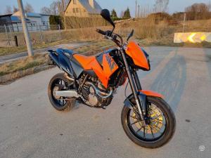 KTM Duke 2003 in Alytus, with an engine capacity of 0.64 L and mileage of 19 thousand km for 1850 €, photo 5 on AUTOMOTO.COM.LV