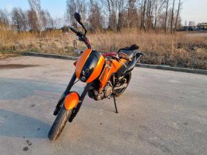 KTM Duke 2003 in Alytus, with an engine capacity of 0.64 L and mileage of 19 thousand km for 1850 €, photo 8 on AUTOMOTO.COM.LV
