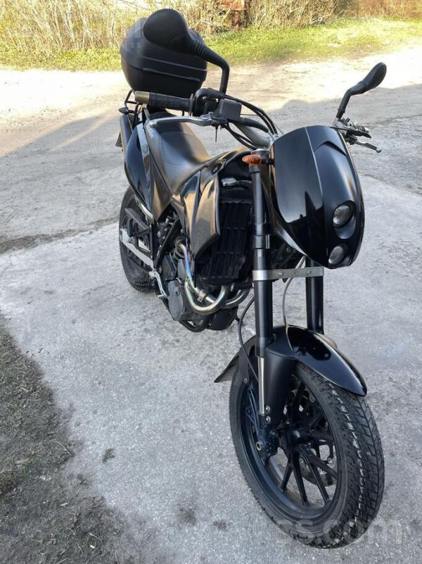 KTM Duke 2005 in Riga, with an engine capacity of 0.63 L and mileage of 0 thousand km for 2200 €, photo 5 on AUTOMOTO.COM.LV