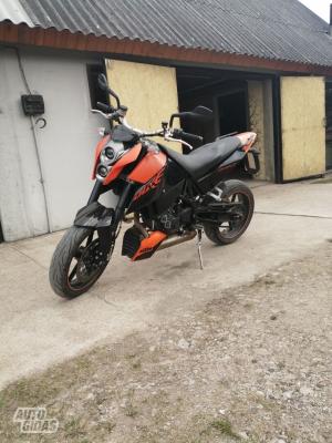 KTM Duke 2008 in Utena, with an engine capacity of 0.65 L and mileage of 33 thousand km for 2500 €, photo  on AUTOMOTO.COM.LV