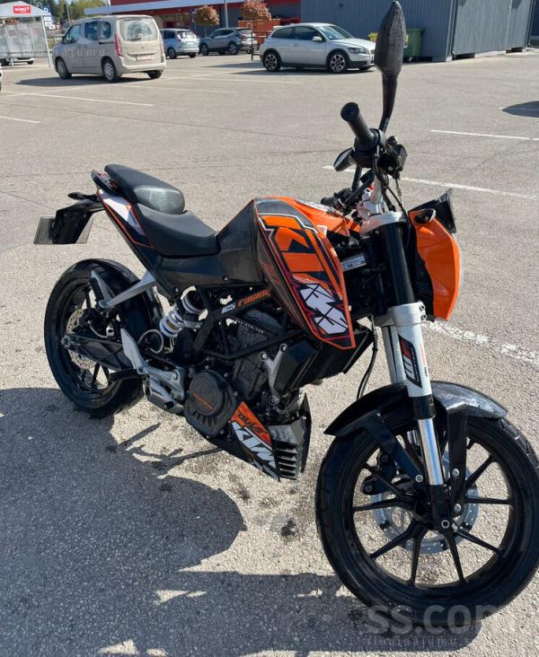 KTM Duke 2011 Ogre, ar dzinēja tilpumu 0.13 L un nobraukumu 0 tūkst. km par 1950 €, foto 1 vietnē AUTOMOTO.COM.LV