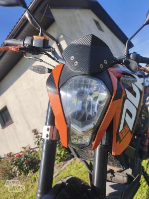 KTM Duke 2011 Lazdijai, ar dzinēja tilpumu 0.13 L un nobraukumu 0 tūkst. km par 1800 €, foto 4 vietnē AUTOMOTO.COM.LV