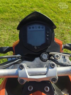 KTM Duke 2011 Lazdijai, ar dzinēja tilpumu 0.13 L un nobraukumu 0 tūkst. km par 1800 €, foto 8 vietnē AUTOMOTO.COM.LV