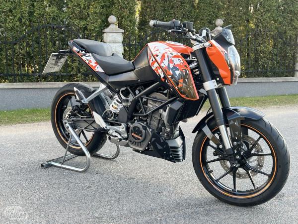 KTM Duke 2011 in Vilnius, with an engine capacity of 0.13 L and mileage of 31 thousand km for 1550 €, photo 3 on AUTOMOTO.COM.LV