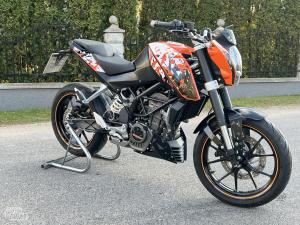 KTM Duke 2011 in Vilnius, with an engine capacity of 0.13 L and mileage of 31 thousand km for 1550 €, photo 4 on AUTOMOTO.COM.LV