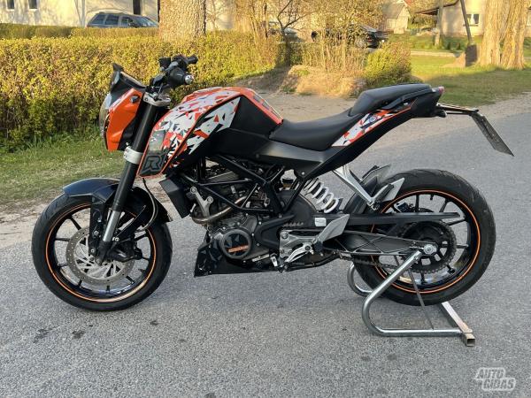 KTM Duke 2011 in Vilnius, with an engine capacity of 0.13 L and mileage of 31 thousand km for 1550 €, photo 5 on AUTOMOTO.COM.LV