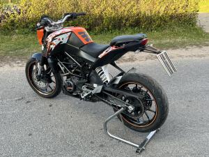 KTM Duke 2011 in Vilnius, with an engine capacity of 0.13 L and mileage of 31 thousand km for 1550 €, photo 7 on AUTOMOTO.COM.LV