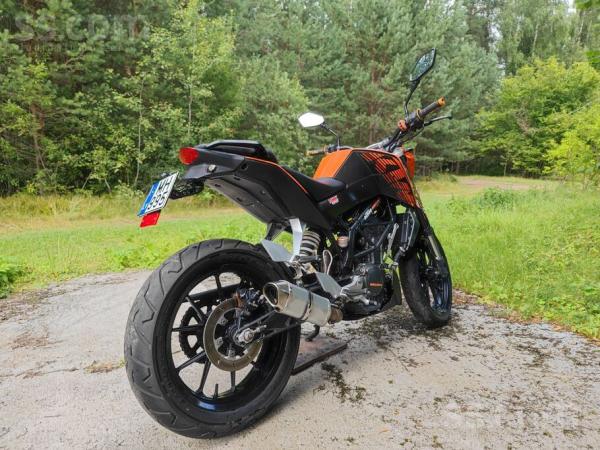 KTM Duke 2011 Rīga, ar dzinēja tilpumu 0.13 L un nobraukumu 0 tūkst. km par 2200 €, foto 3 vietnē AUTOMOTO.COM.LV