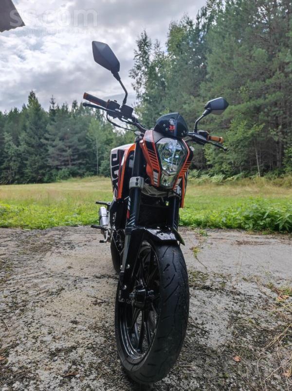 KTM Duke 2011 Rīga, ar dzinēja tilpumu 0.13 L un nobraukumu 0 tūkst. km par 2200 €, foto 7 vietnē AUTOMOTO.COM.LV