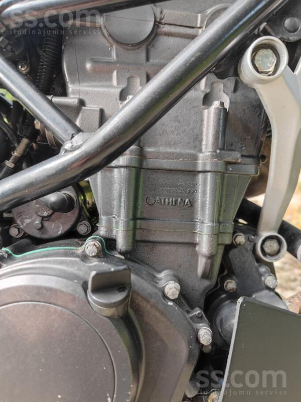 KTM Duke 2011 Rīga, ar dzinēja tilpumu 0.13 L un nobraukumu 0 tūkst. km par 2200 €, foto 9 vietnē AUTOMOTO.COM.LV