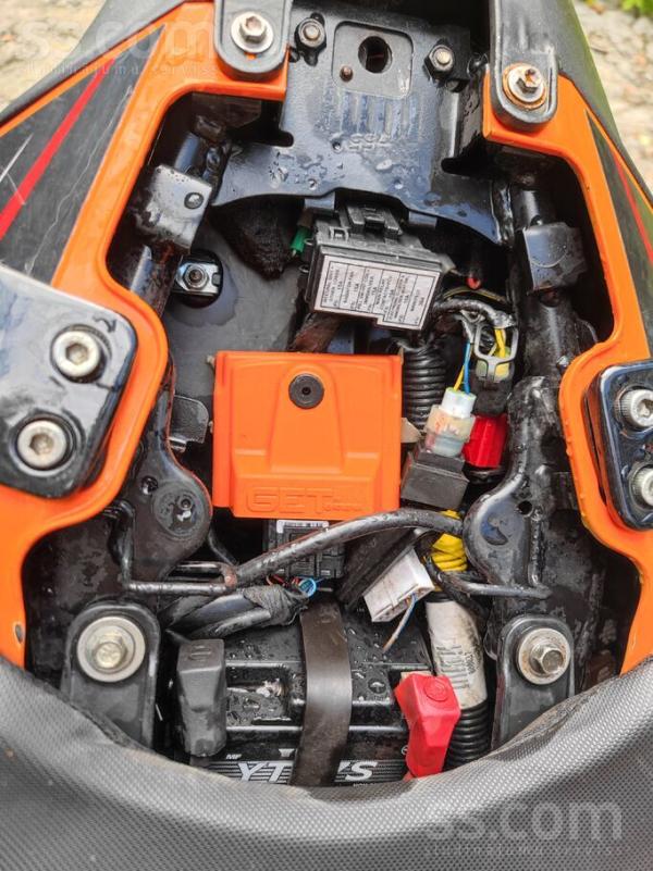 KTM Duke 2011 Rīga, ar dzinēja tilpumu 0.13 L un nobraukumu 0 tūkst. km par 2200 €, foto 10 vietnē AUTOMOTO.COM.LV