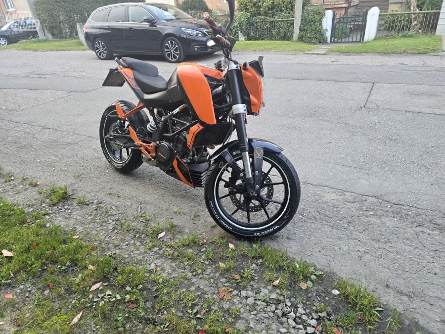 KTM Duke 2011 in Klaipeda, with an engine capacity of 0.13 L and mileage of 28 thousand km for 1600 €, photo 6 on AUTOMOTO.COM.LV