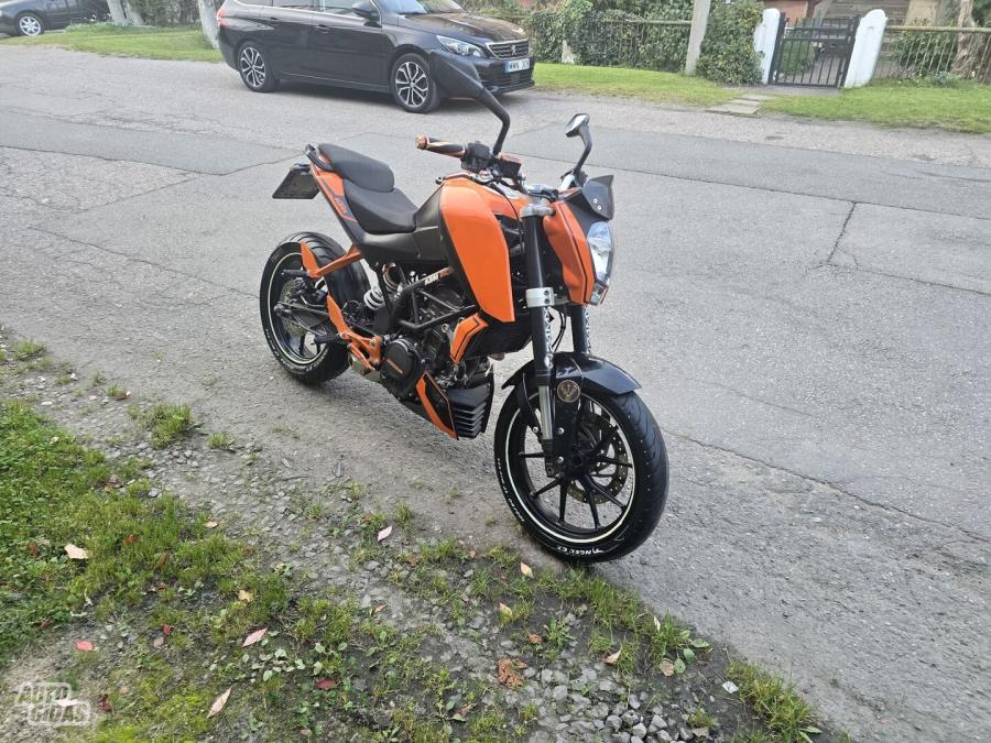 KTM Duke 2011 in Klaipeda, with an engine capacity of 0.13 L and mileage of 28 thousand km for 1600 €, photo 7 on AUTOMOTO.COM.LV