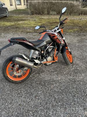 KTM Duke 2012 in Jelgava, with an engine capacity of 0.13 L and mileage of 0 thousand km for 9650 €, photo 1 on AUTOMOTO.COM.LV