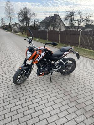 KTM Duke 2012 Valmiera, ar dzinēja tilpumu 0.13 L un nobraukumu 0 tūkst. km par 2250 €, foto 1 vietnē AUTOMOTO.COM.LV