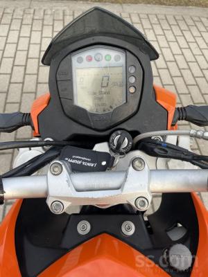 KTM Duke 2012 Valmiera, ar dzinēja tilpumu 0.13 L un nobraukumu 0 tūkst. km par 2250 €, foto 6 vietnē AUTOMOTO.COM.LV