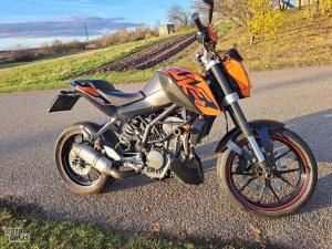 KTM Duke 2012 Kauņa, ar dzinēja tilpumu 0.13 L un nobraukumu 18 tūkst. km par 1800 €, foto 2 vietnē AUTOMOTO.COM.LV