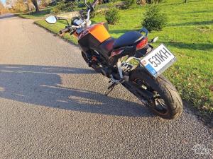 KTM Duke 2012 Kauņa, ar dzinēja tilpumu 0.13 L un nobraukumu 18 tūkst. km par 1800 €, foto 4 vietnē AUTOMOTO.COM.LV