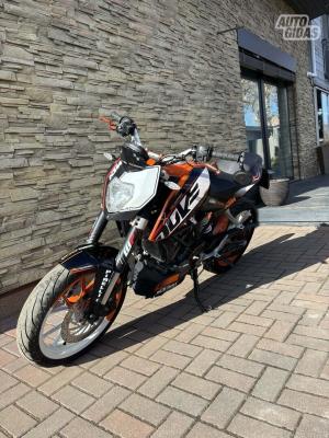 KTM Duke 2012 Šauļi, ar dzinēja tilpumu 0.13 L un nobraukumu 19 tūkst. km par 2100 €, foto 5 vietnē AUTOMOTO.COM.LV